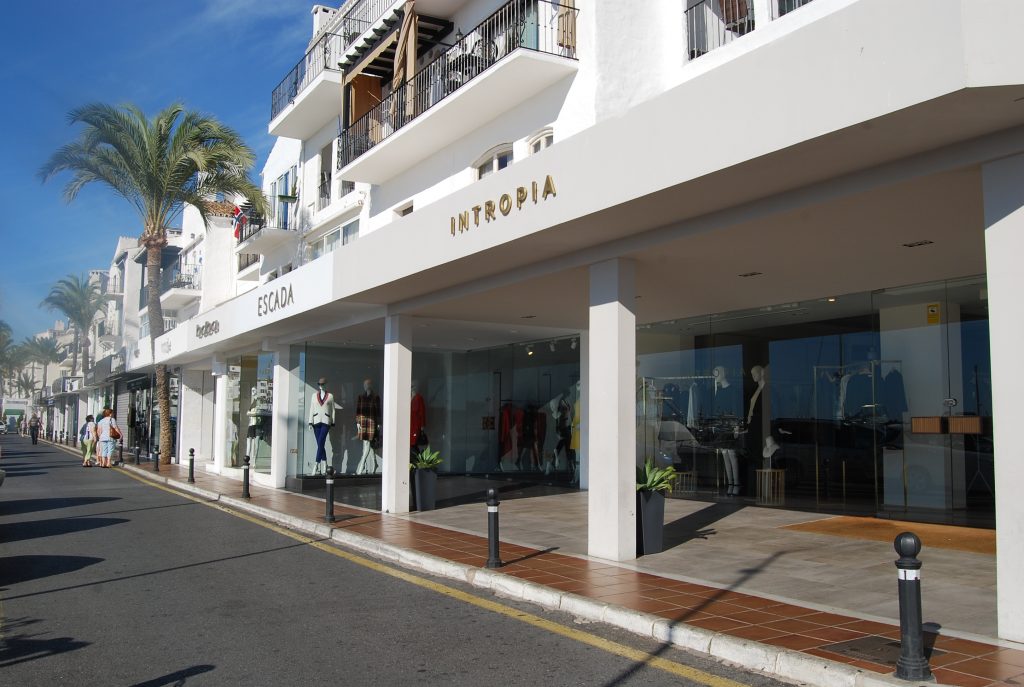 Designer Shops in Puerto Banus - Designer Shopping Marbella